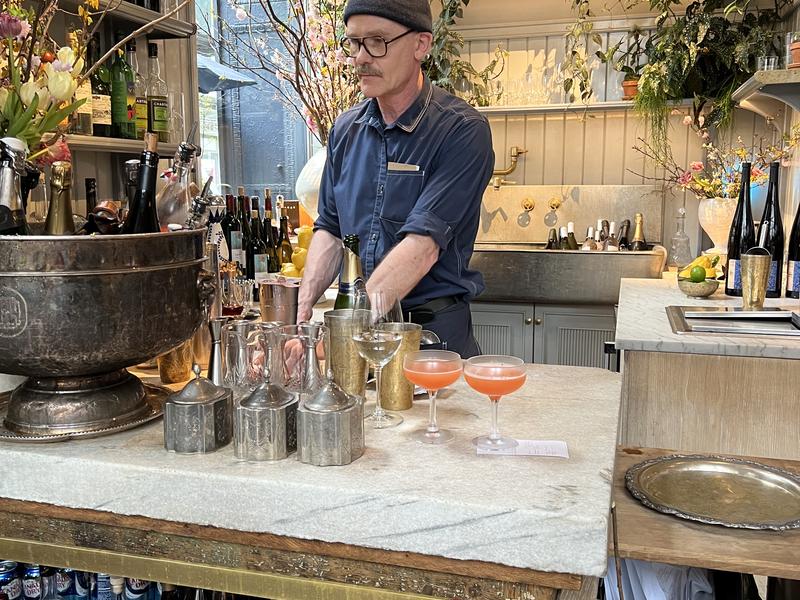 Zomerse rooftop BBQ met het personeel van Doets Reizen | Doets Reizen