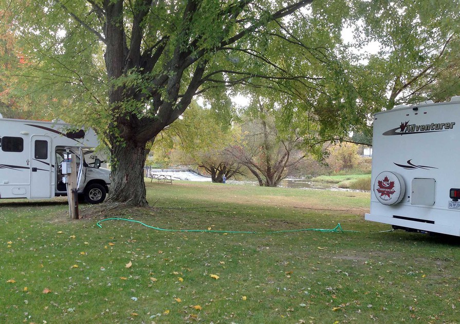 Nicolston Dam RV Park | Doets Reizen